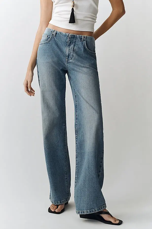 PILCRO Mid Rise Clean Waist Stovepipe Jeans
