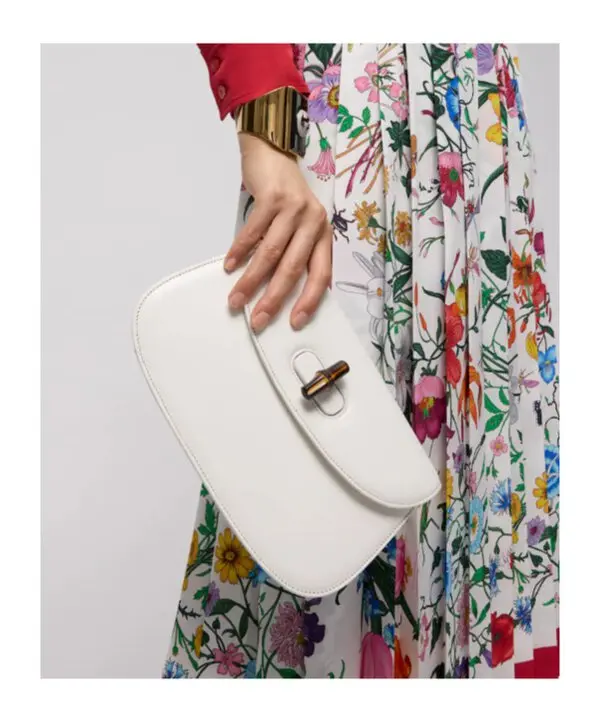 Gucci Bamboo Closure Shoulder Bag - White
