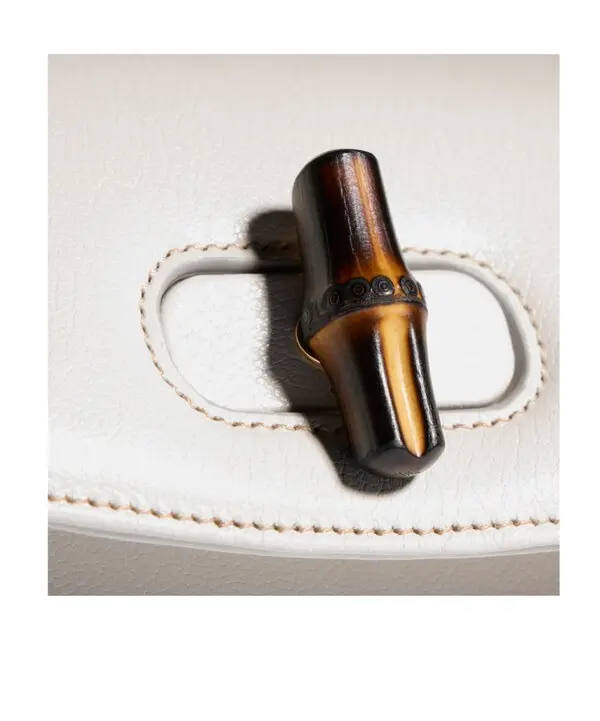 Gucci Bamboo Closure Shoulder Bag - White