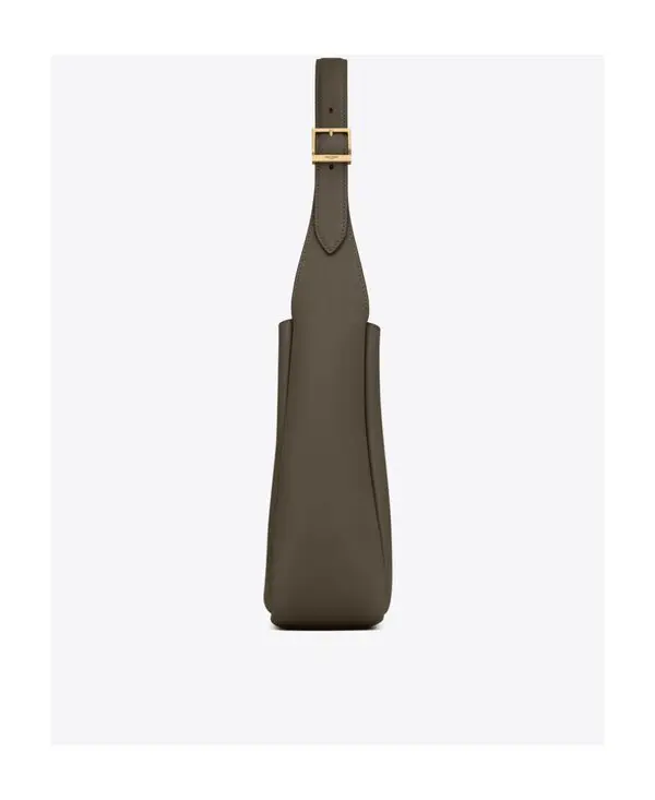 Saint Laurent Le 5 À 7 Logo Plaque Shoulder Bag
