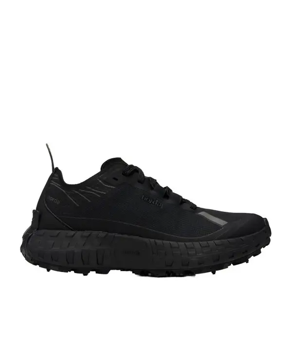 NORDA 001a Low-top Lace-up Sneakers - Black