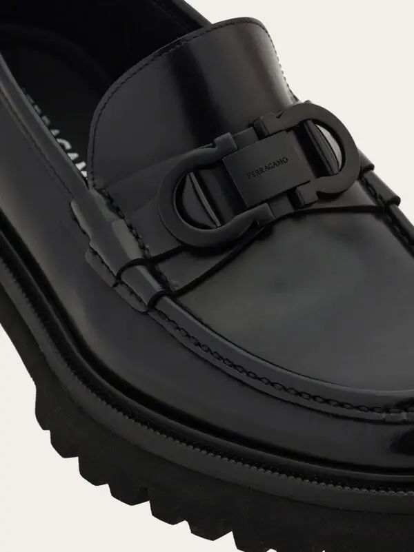 FERRAGAMO Gancini Buckle Loafers