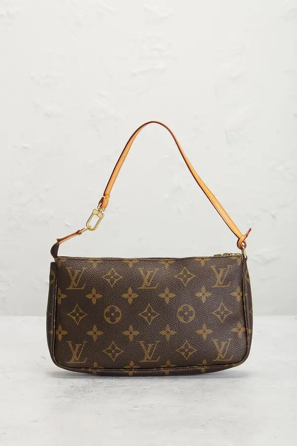 LOUIS VUITTON Monogram Pochette Accessoires Shoulder Bag