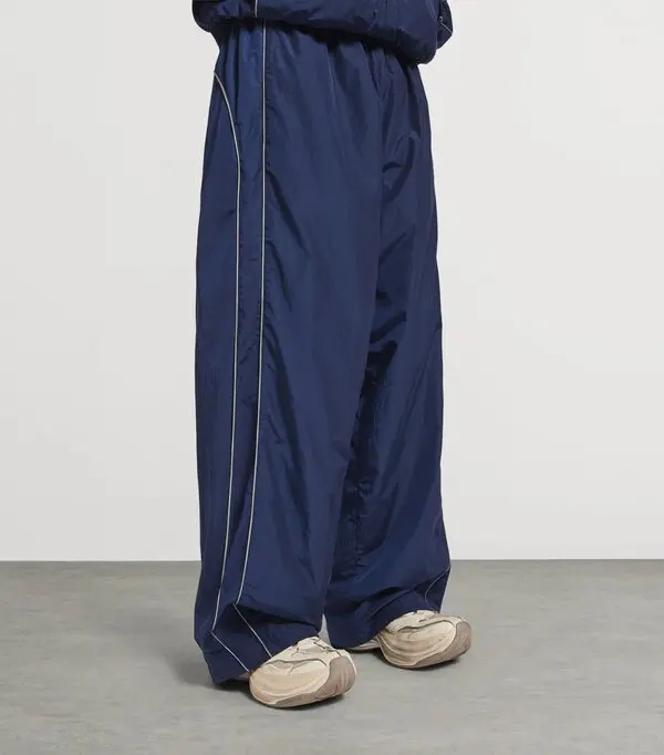 Balenciaga Bodies Sweatpants - Red