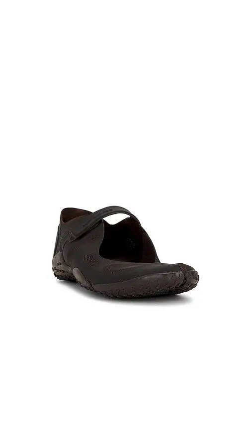 NIKESKIMS Rift Mesh Split-toe Sneakers - Brown