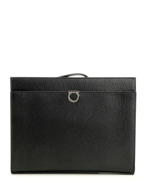 FERRAGAMO Gancini Pouch In Hammered Calfskin - Black