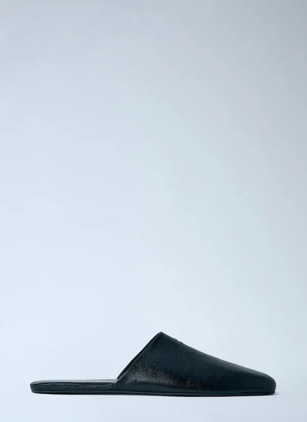 Miu Miu Leather Round Toe Flat Slippers - Black
