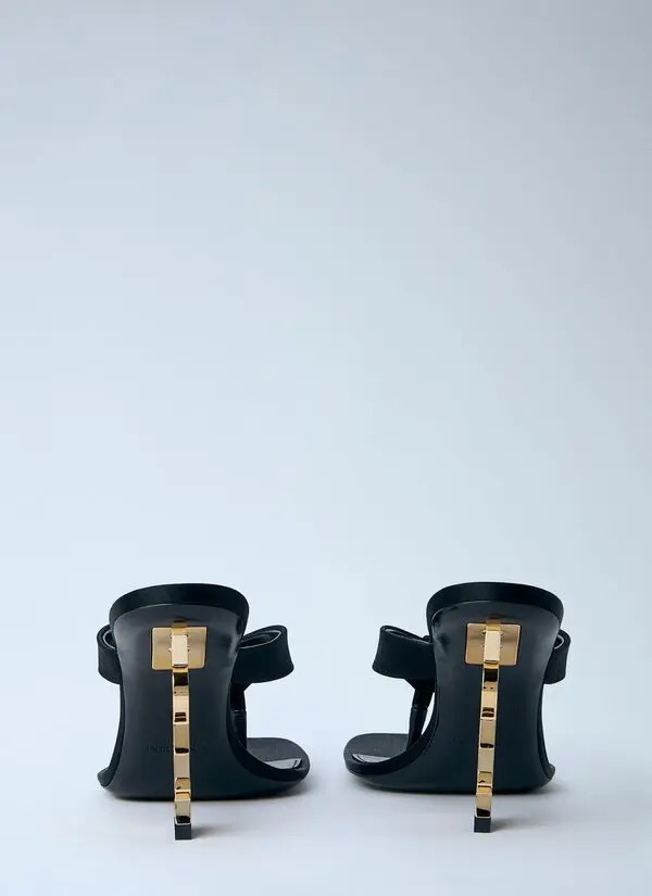 Saint Laurent Opyum Thong Sandals With Monogram Heel - Black