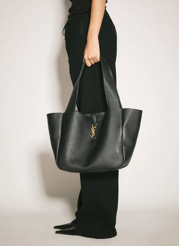 Saint Laurent Le 5 À 7 Bea Shoulder Bag - Black