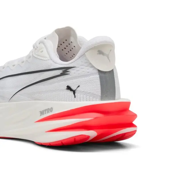 PUMA Deviate Nitro Sneakers - White/ultra Red