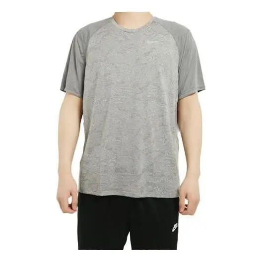 Nike Colorblock Short Sleeve T-shirt - Default Color