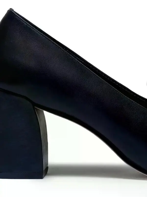 Bernardo Nevaeh Penny-slot Pumps - Black