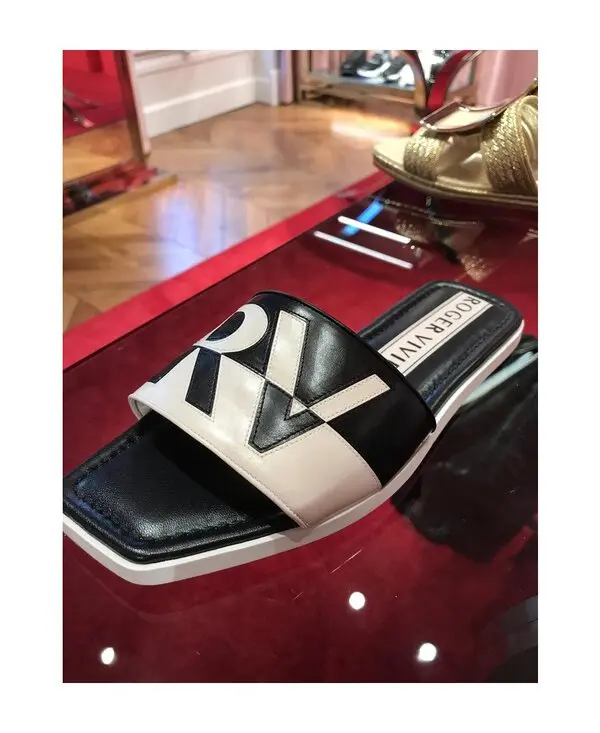 ROGER VIVIER Call Me Vivier Slides