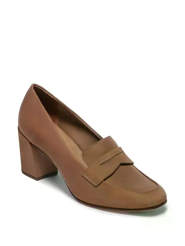 Bernardo Nevaeh Leather Pumps