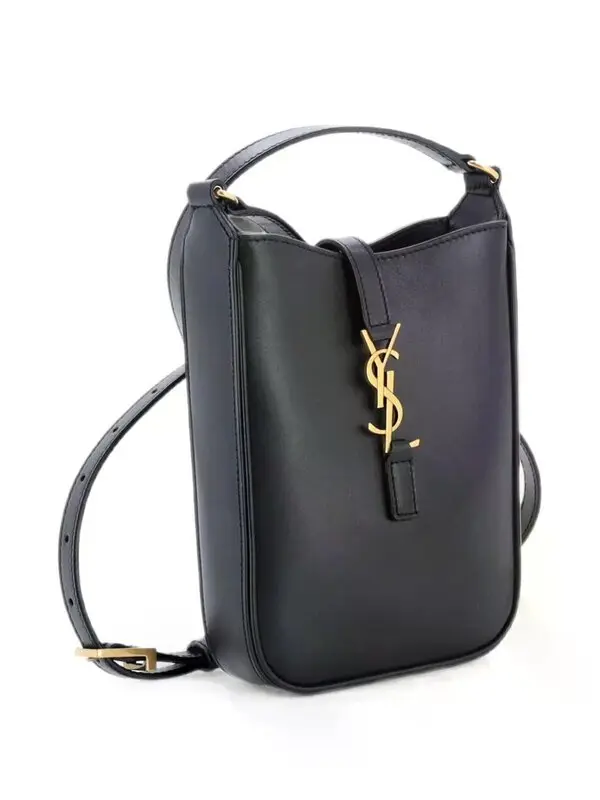Saint Laurent Le 5 À 7 Vertical Shoulder Bag