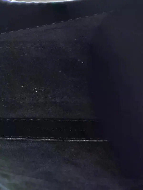 Saint Laurent Le 5 À 7 Vertical Shoulder Bag