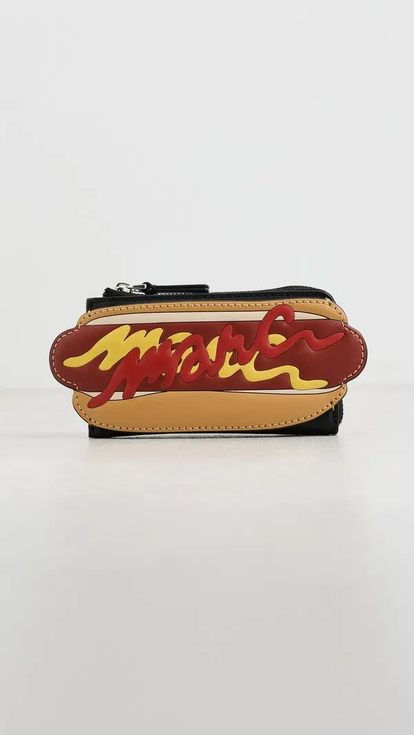 Marc Jacobs The Top Zip Wallet