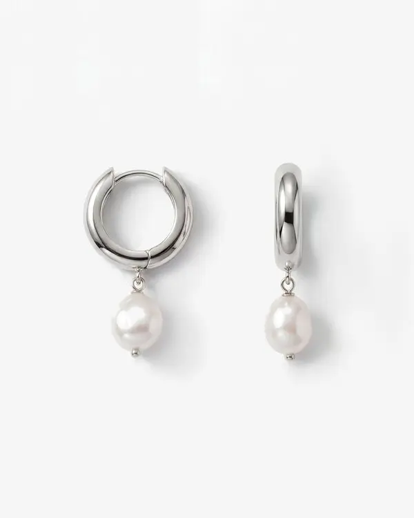 ELK & BLOOM Chunky Freshwater Pearl Hoops