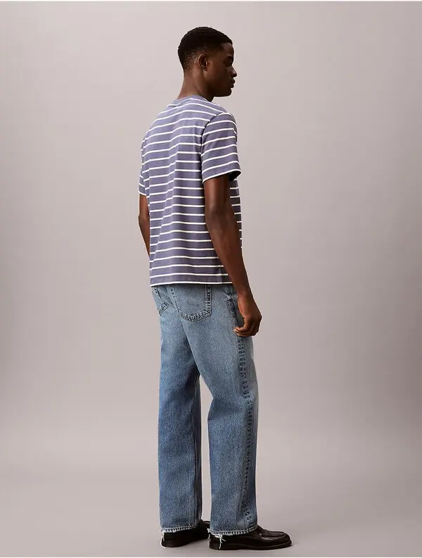 Calvin Klein Graphic Stripe Relaxed T-shirt