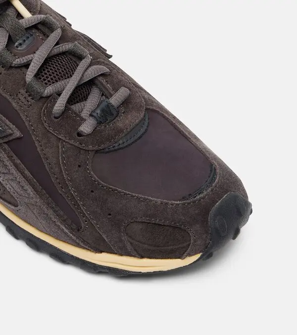 NEW BALANCE X Auralee 204l Suede Sneakers
