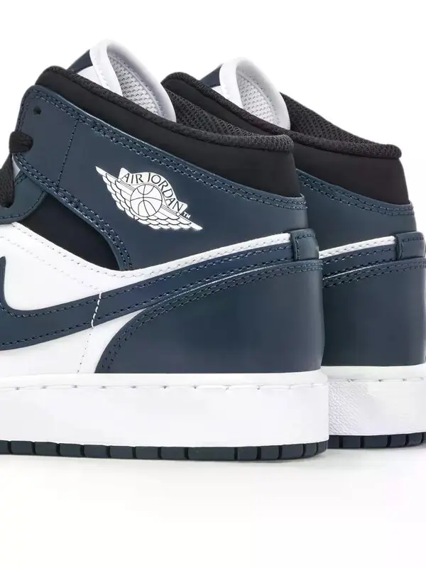 JORDAN 1 Mid High-top Sneakers