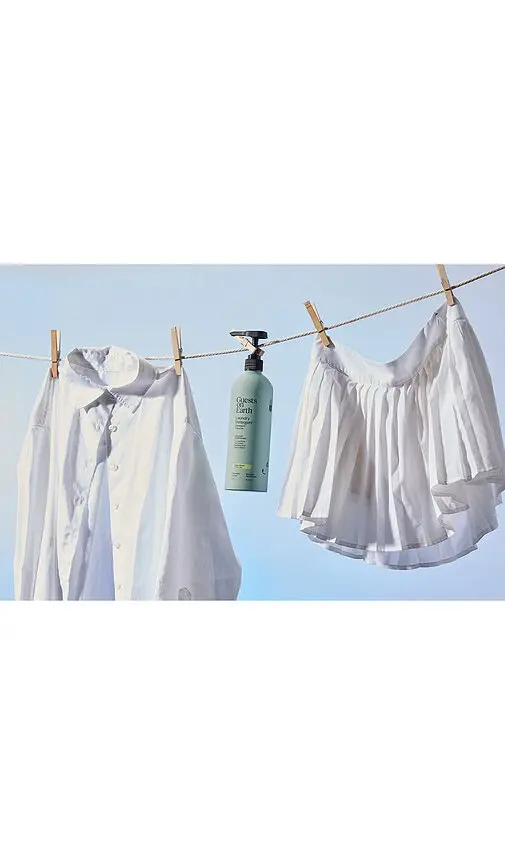 GUESTS ON EARTH Laundry Detergent Full Bottle In Green