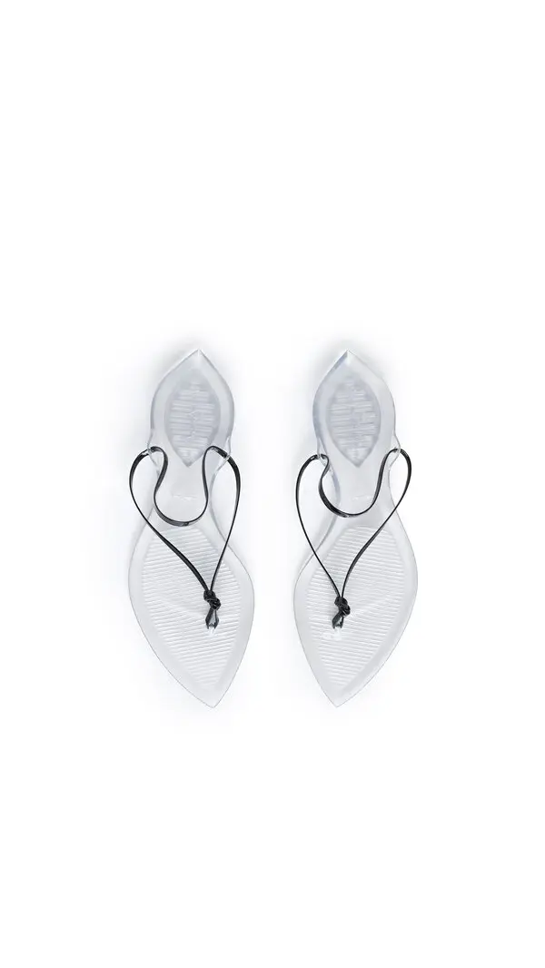 Alaïa Patent Leather Thong Flip-flops