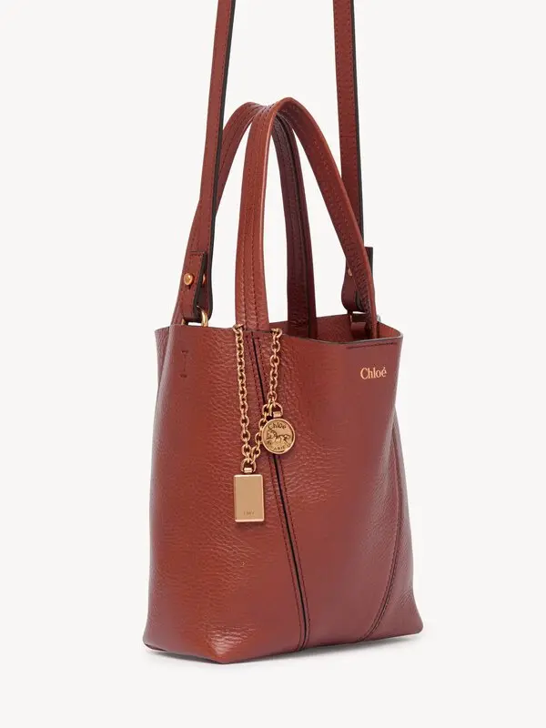 Chloé Spin Chain Detail Shoulder Bag