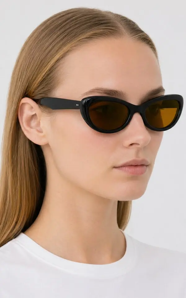 ST. AGNI Ovalo Sunglasses - Black