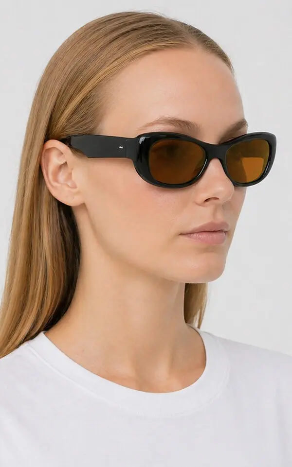 ST. AGNI Tortoiseshell Cat Eye Sunglasses - Black