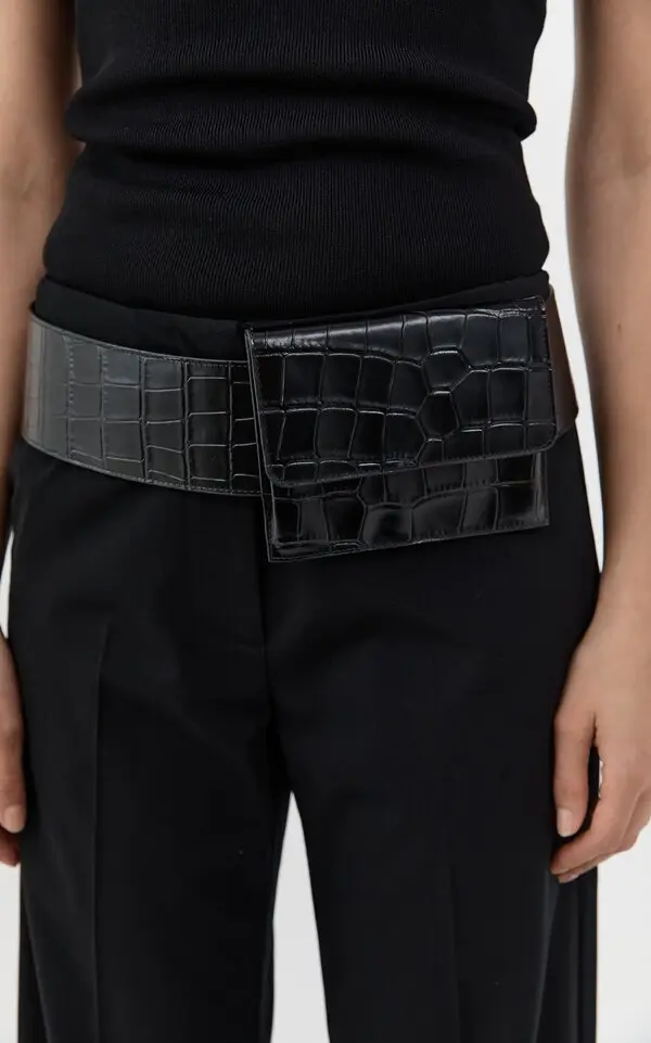 ST. AGNI Croc Pocket Belt - Black