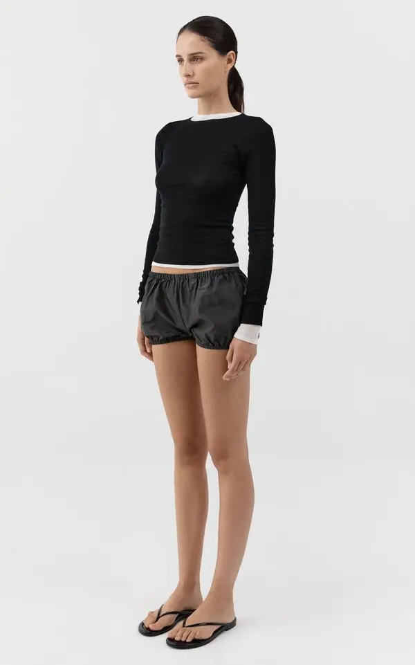 ST. AGNI Superfine Long Sleeve Merino Wool Top - Black