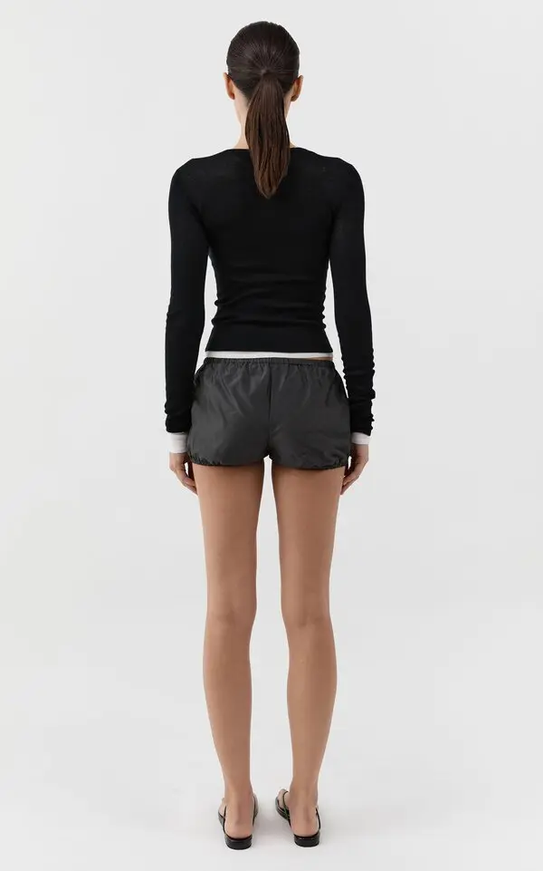 ST. AGNI Superfine Long Sleeve Merino Wool Top - Black