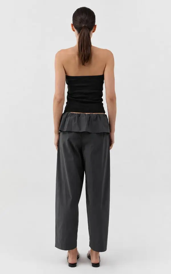 ST. AGNI Peplum Cotton Tapered Leg Pants - Black