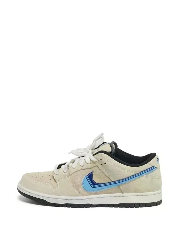 Nike Sb Dunk Truck It Sneakers