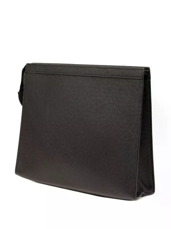 LOUIS VUITTON Taiga Pochette Voyage Mm Clutch Bag - Black