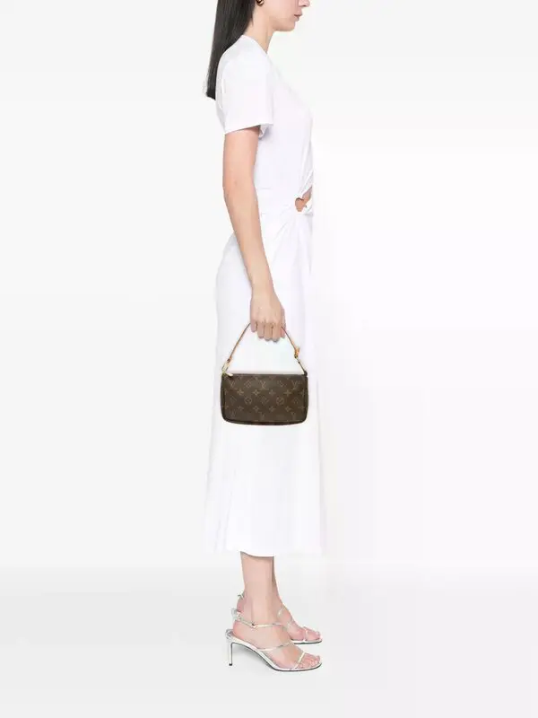 LOUIS VUITTON Monogram Pochette Accessoires Shoulder Bag - Brown