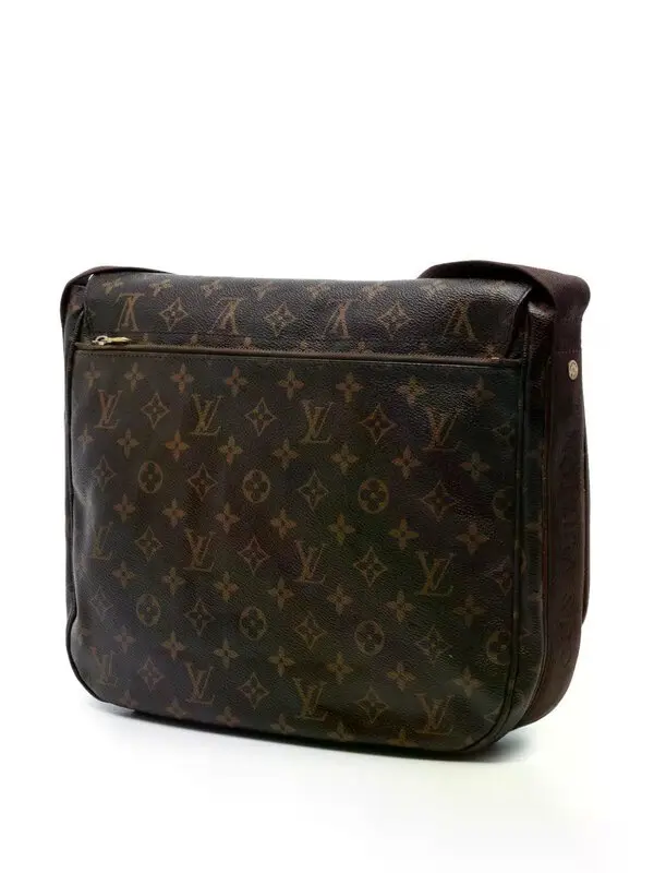 LOUIS VUITTON Monogram Beaubourg Messenger Mm Bag