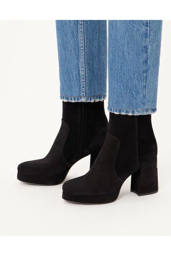 Valentino Garavani Fawcette Platform Ankle Boot In Split Leather 90mm - Black