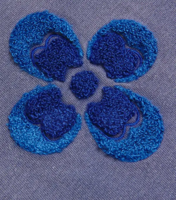 Commas Dégradé Embroidered T-shirt - Blue