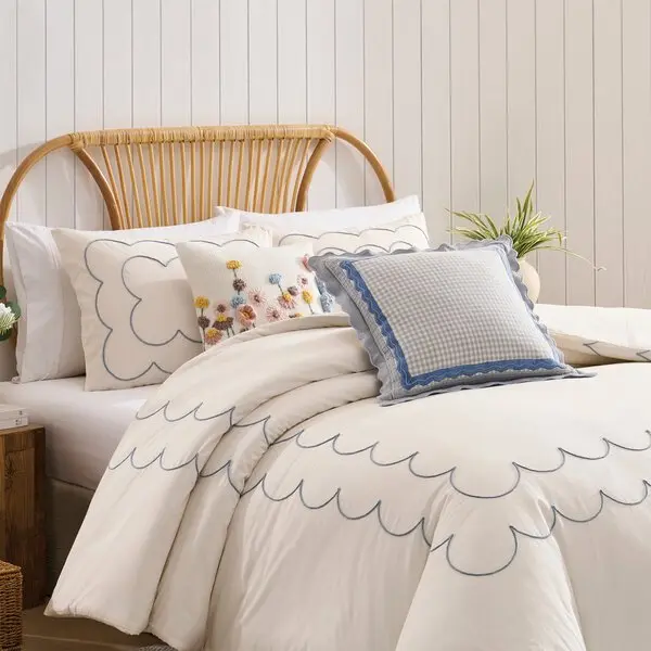PERI HOME Daydream Scallop 3-piece Comforter Set, Full/queen