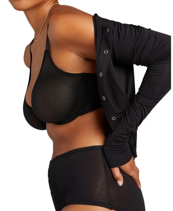 NEGATIVE Whipped Cardigan - Black