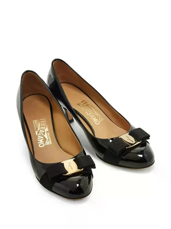 FERRAGAMO Vara Bow Pumps