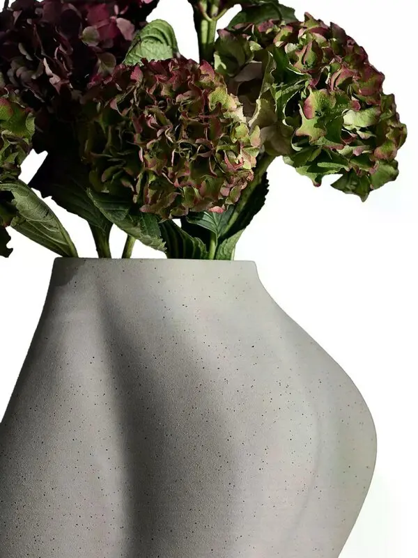 AYTM Saltare Asymmetrical Vase