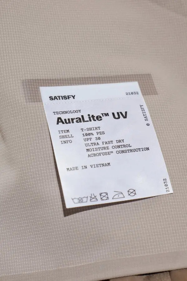 Satisfy T-shirt ‘auralite Uv