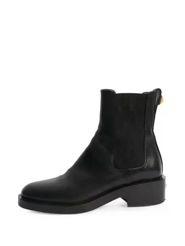 Valentino Garavani Rockstud Chelsea Boots