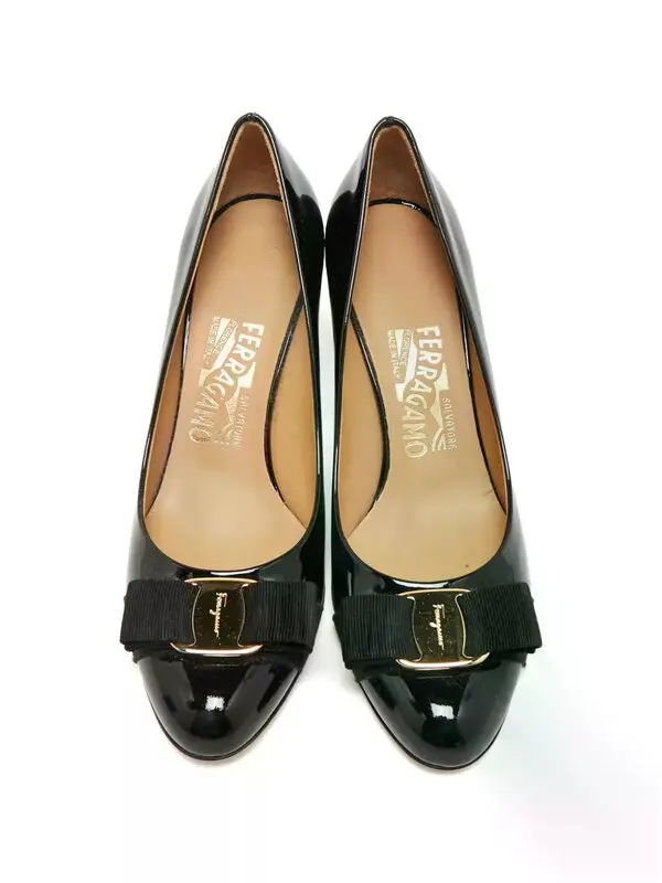 FERRAGAMO Vara Bow Pumps - Black