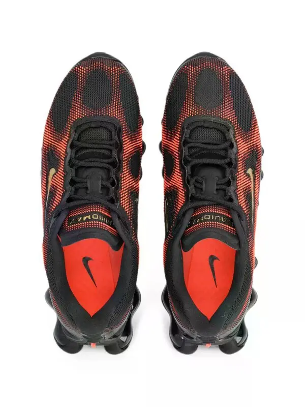 Nike Liquid Max Sneakers