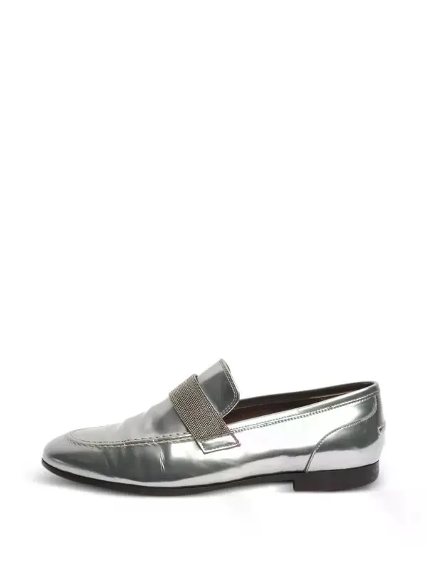 Brunello Cucinelli Metallic-effect Leather Loafers With Chain Strap - Silver