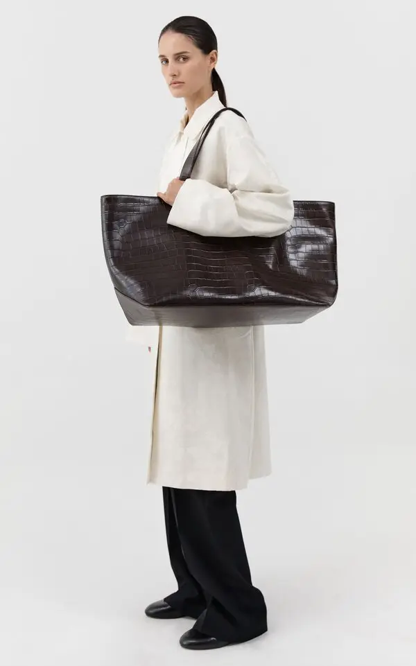 ST. AGNI Oversized Carryall Tote